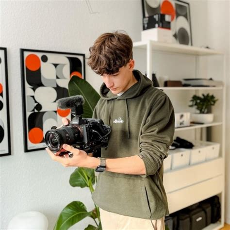 Leo Keller Shorts Youtube