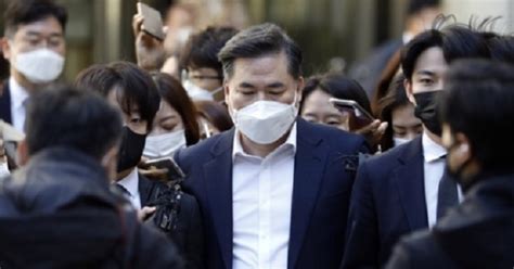 유동규에 ‘가짜 변호사 보냈다 이재명과 절친한 정성호 본인이 동의해 만나”