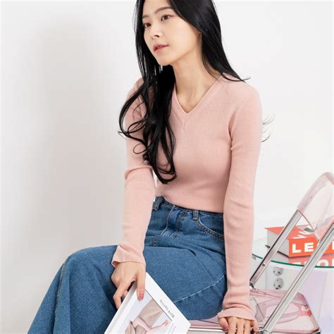 여자 봄 기본티 분홍 베이직 골지 브이넥 니트