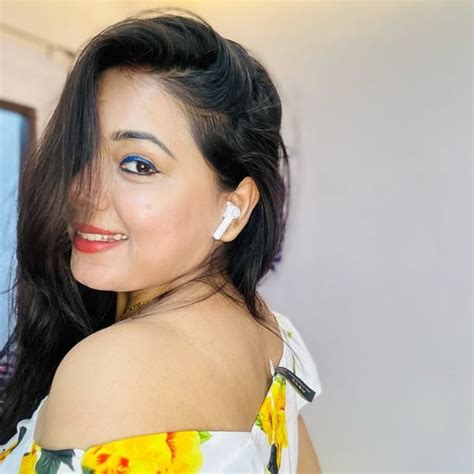 Aditi Varshney Fashion Influencer Aditiunme • Threads Say More