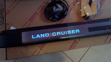 Накладки на пороги Toyota Land Cruiser 200 - Land Cruiser 200
