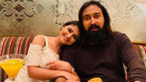 Aindrila Sharma নিজের হাতে করে এনেছিলাম নিজের হাতে বাড়ি ফিরিয়ে