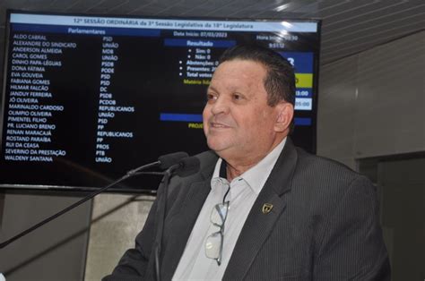 Vereadores alertam para desemprego e agravamento da crise econômica local Câmara Municipal de