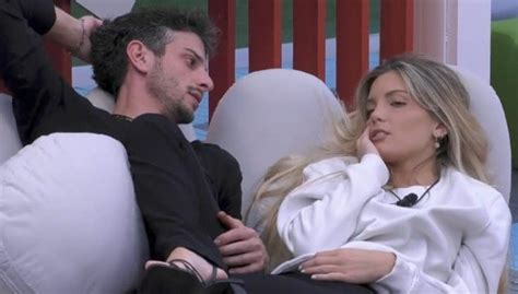 Grande Fratello Anita E Giuseppe Nella Notte Parole Taglienti Alle