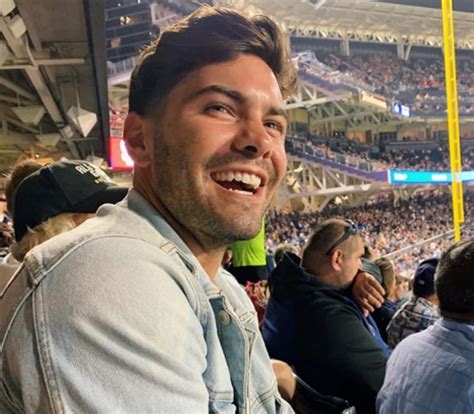 Dylan Barbour Wiki [bachelorette] Age Height Net Worth Girlfriend Bio