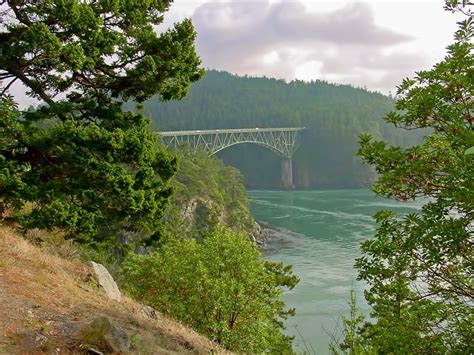 Deception Pass Alluring World