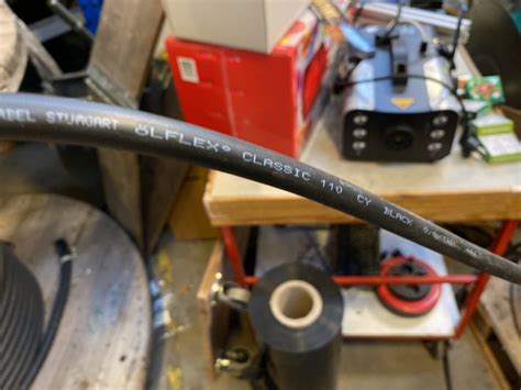 Klaravik Auktioner | Kabel 30 meter 4x0,75 []