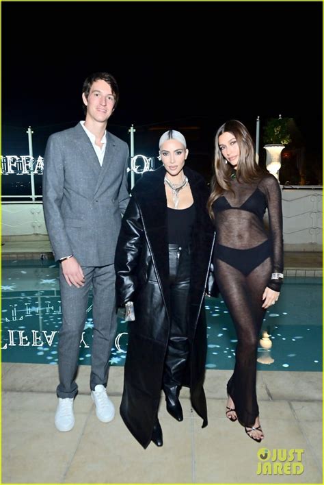 Photo Kim Kardashian Gal Gadot Hailey Bieber More Tiffany Collection