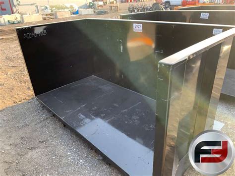 4 Cy Debris Bin Freije And Freije Auctioneers