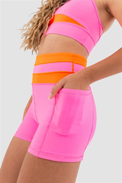 On The Go Short Candy Neon Orange Every Turn