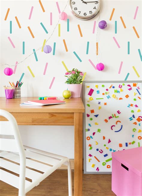 10 of the best wall stickers | Real Homes