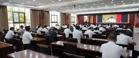 黄州区收听收看2022年全国医改工作电视电话会人民改革群众