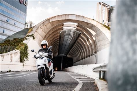 Sym Symphony 125 St Cbs Prezzo Scheda Tecnica E Foto Dueruote