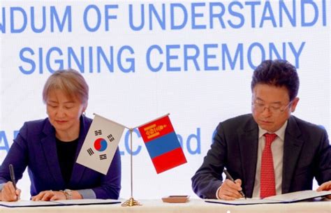 БНСУ ын Гёнсанбүг аймгийн Засаг даргатай хамтран ажиллах санамж бичиг үзэглэлээ