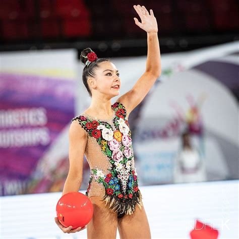 Лала Крамаренко идеальные параметры фигуры естественные изящные женственные и