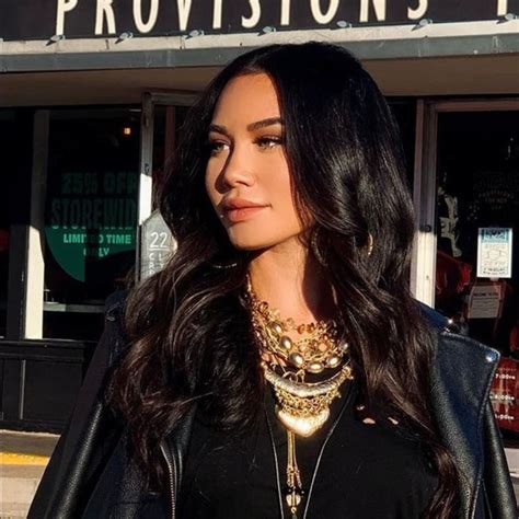 Treska Jewelry Treska Metallic Gold Layered Embellished Chain