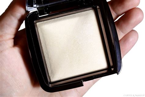 Hourglass Diffused Light Ambient Lighting Powder Review Coffee And Makeup