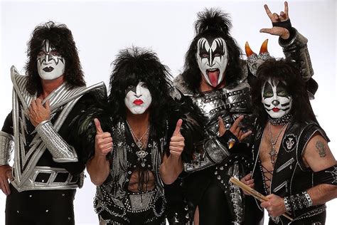 Kiss Loudwire