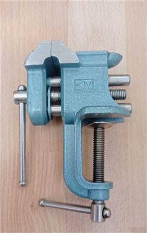 Тиски маленькие СССР Новые Festima Ru частные объявления