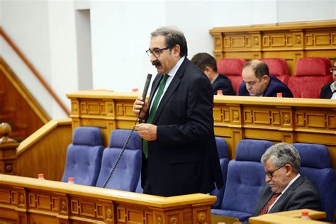 La sesión plenaria de las Cortes en imágenes ENCLM