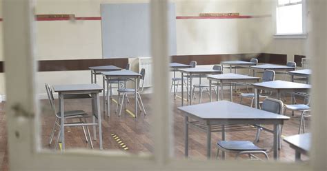 Docentes se suman al paro general y este jueves no habrá clases en