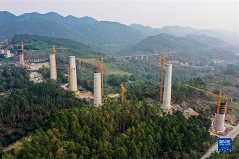 渝昆高铁川渝段建设稳步推进 新华网