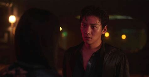 미친 개 미친 걔” 지창욱 ‘리볼버서 광기의 얼굴 예고