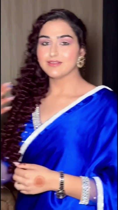 She Looks Gorgeous 💙 Youtube