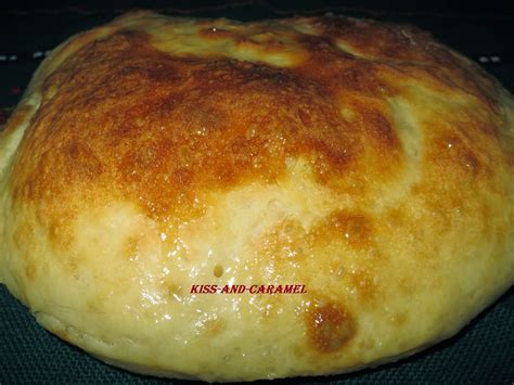 Целувки карамел и шоколад Лесна питка без месене