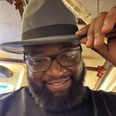 Scheffflm • Threads Say More