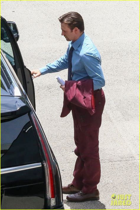 Photo Chris Evans Emily Blunt Pain Hustlers 28 Photo 4809556 Just