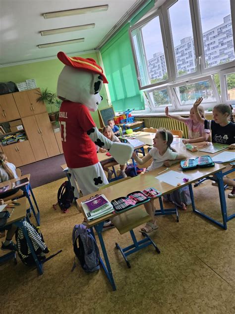 Marshall pies do zadań specjalnych
