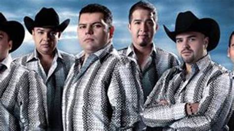 Grupo Duelo compartió escenario con Latina Express en American Airlines