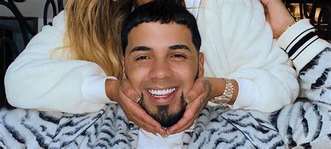Anuel AA celoso de Yatra por haberle robado un beso a Karol G | Música ...