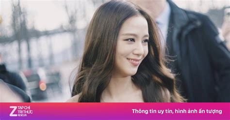 Jisoo Blackpink Mặc Váy Cúp Ngực Dự Show Thời Trang Âm Nhạc Znewsvn