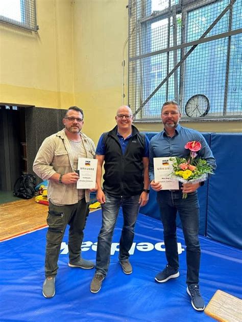 Eichelbaum Begrüßt Neue Präsidentin Und Zeichnet Verdienstvolle