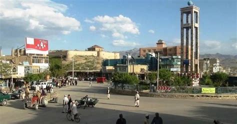 طالبانو په پکتیکا ولایت کې یو کس د غلا په تور په عام محضر کې په دُرو