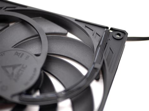 Test Ventilateurs Arctic P14 Slim PWM PST • Page 3 à 5 • Pause Hardware