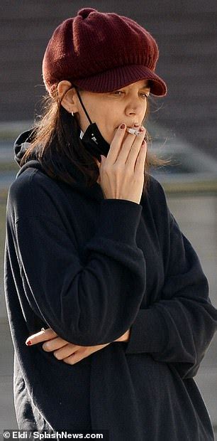 Katie Holmes Sneaks Away To Brooklyn To Smoke A Cigarette Miles Away