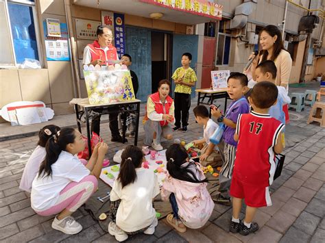 沙河镇颐和社区举行“萌娃当家·童趣集市”儿童成长体验活动商品商家义卖