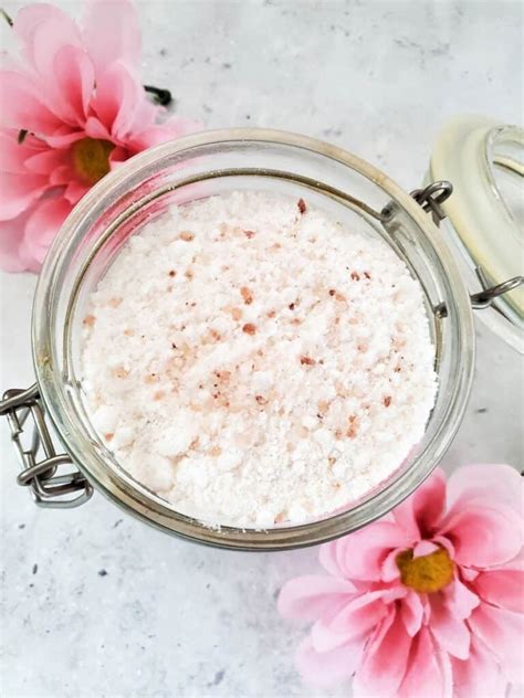 10 Himalayan Salt Bath Benefits Easy Bath Fizzy Powder Recipe