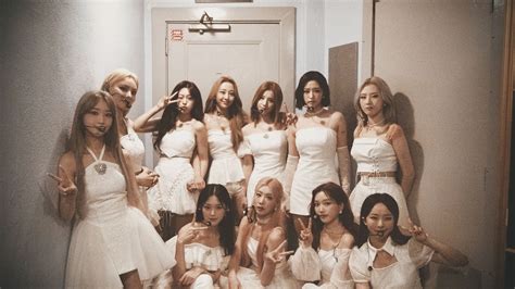 K Pop Group Loona Discuss Styling Hopes And Regrets During 1st World Tour ‘loonatheworld