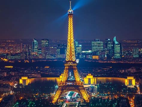 Eiffel Tower Night View Premium AI Generated Image