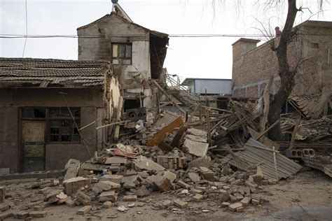 Sube A 135 El Número De Muertos Por El Terremoto En China