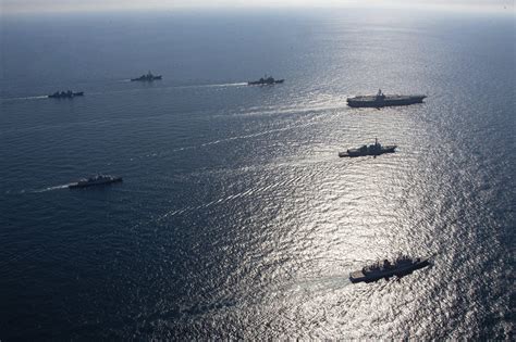 Surcorea EEUU y Japón hacen ejercicios antisubmarinos Actualidad Radio