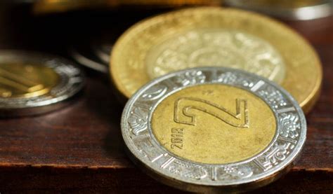 Peso Mexicano Cae Y El Turismo Crece Claves Y Análisis 2024
