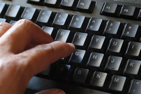 3 Ways To Fix Sticky Keyboard Keys Wikihow