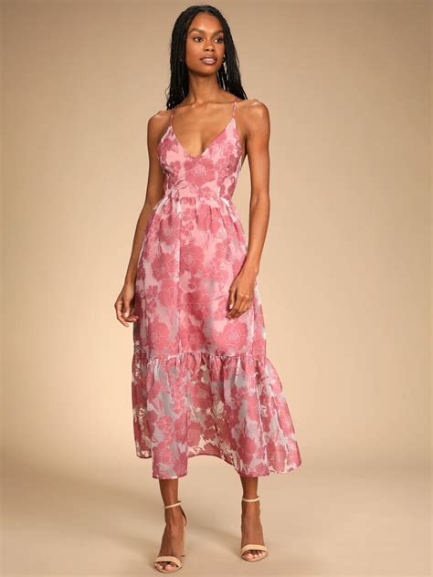 25 Beach Wedding Guest Dresses For Partying Seaside