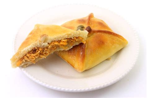 Esfiha Da Galinha Da Origem Rabe Adaptado Tradicionalmente Para A