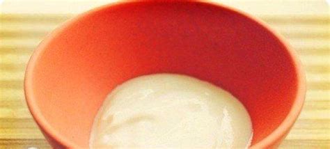 ნატურალური ნიღაბი ნაოჭების შესამცირებლად რომელსაც აღმოსავლელი ლამაზმანები იყენებენ